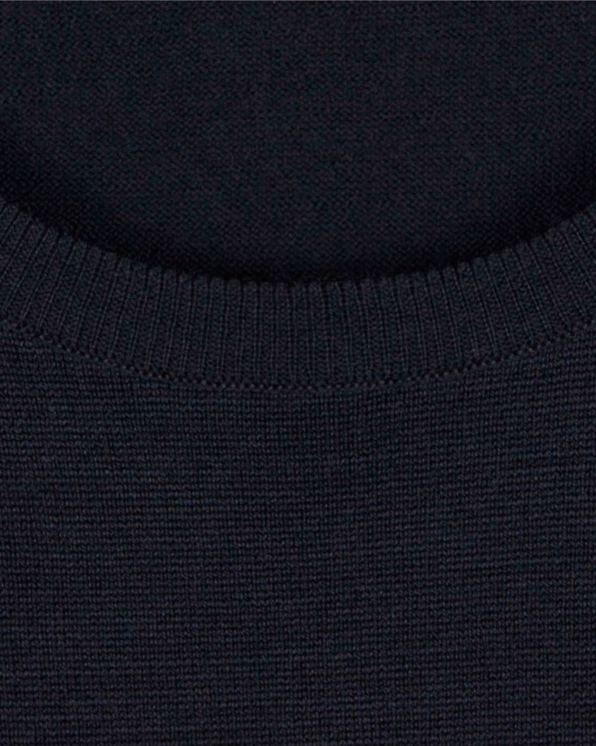 Lundy Merino Wool Jumper Midnight – Ted Williams
